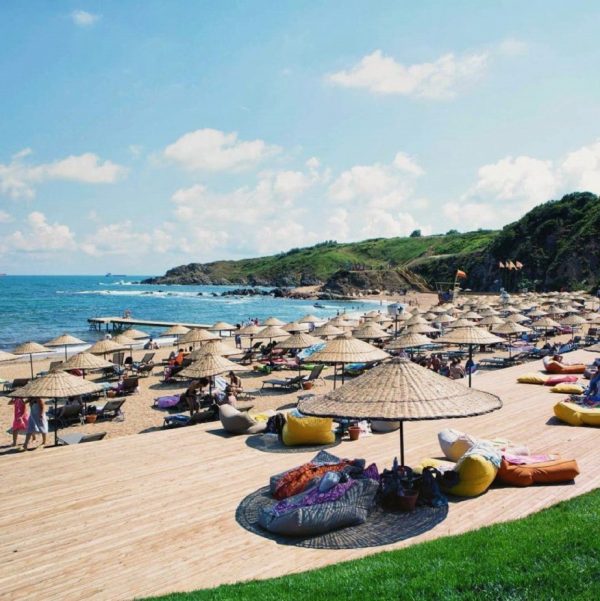 İstanbul’dan Uzaklaşmak İstemeyenler İçin Kilyos Plajları - Bilgio